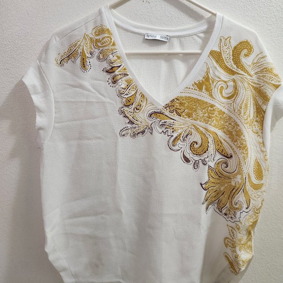 Zara | Tops | Zara Collection Blouse Top With Beautiful Pattern Size M ...